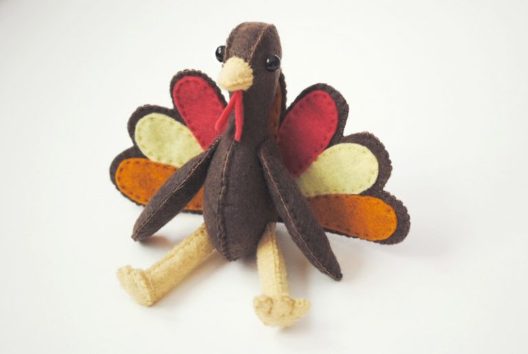 Felt Turkey Free Pattern + Tutorial - Sew Mama Sew